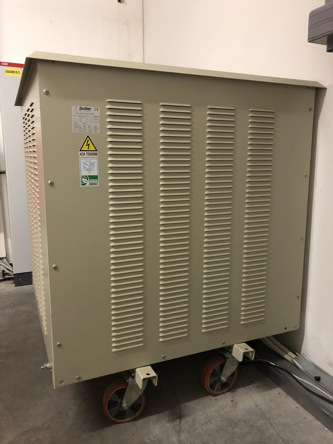 Lot Three-phase transformer Botter