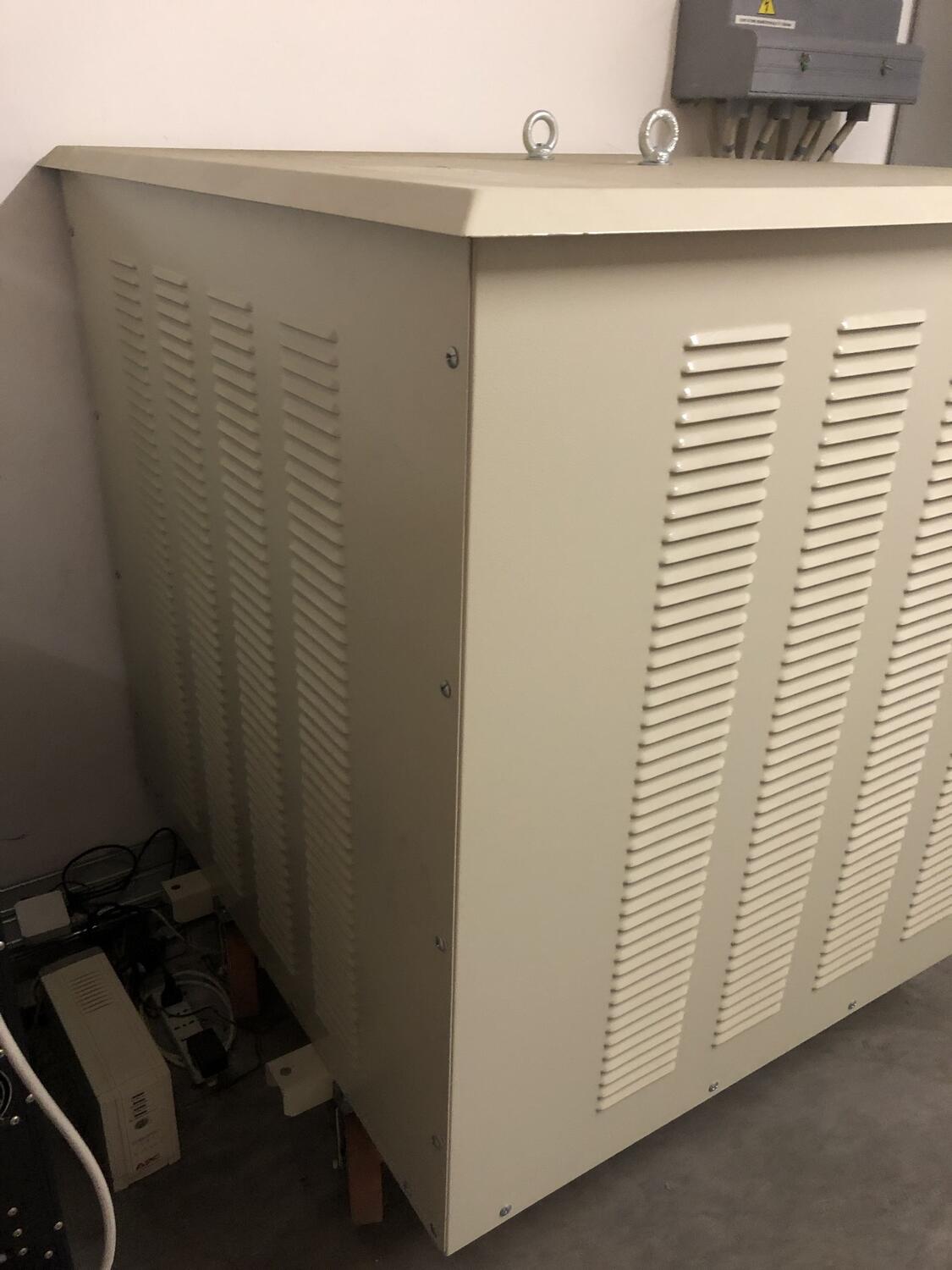 Lot Three-phase transformer Botter