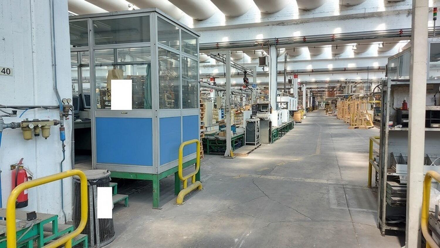 Lot Appliance assembly line