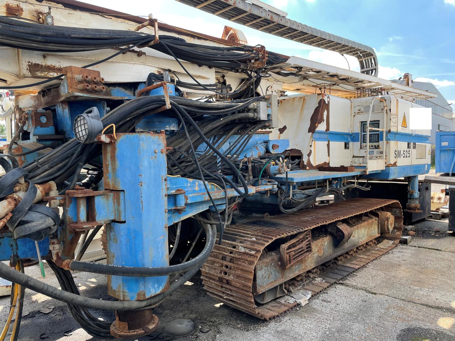 Lot Soilmec drilling rig
