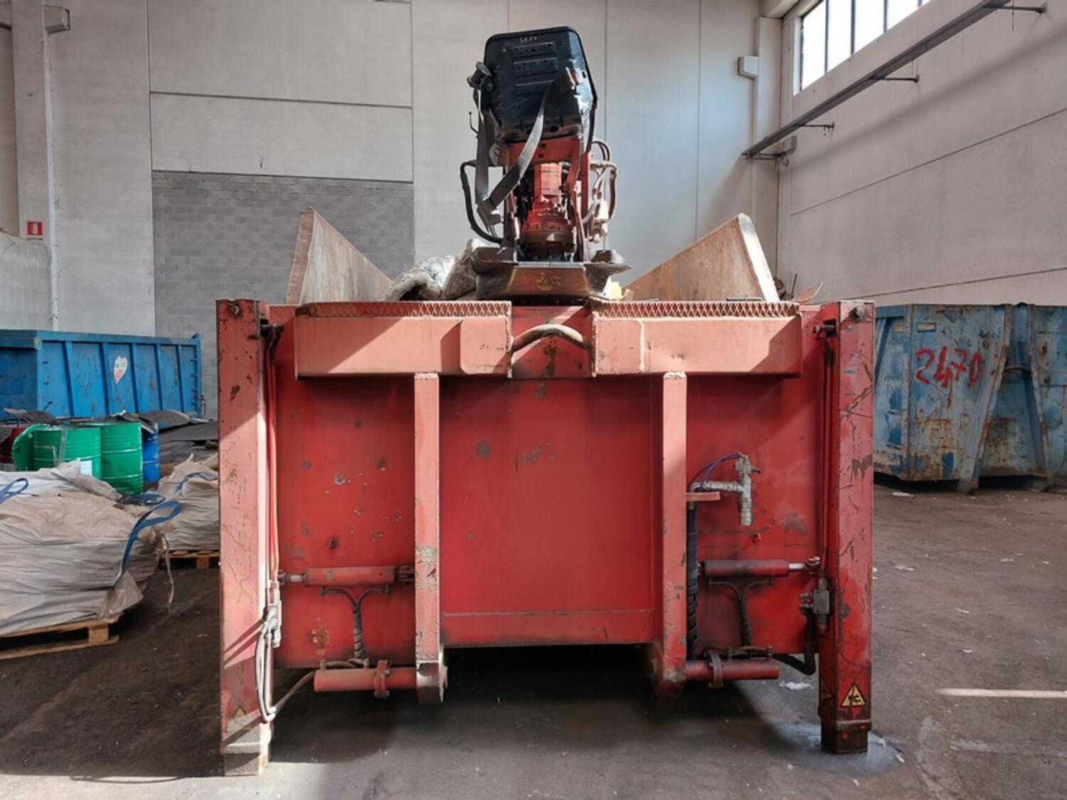 Lot Red roll-off container with crane