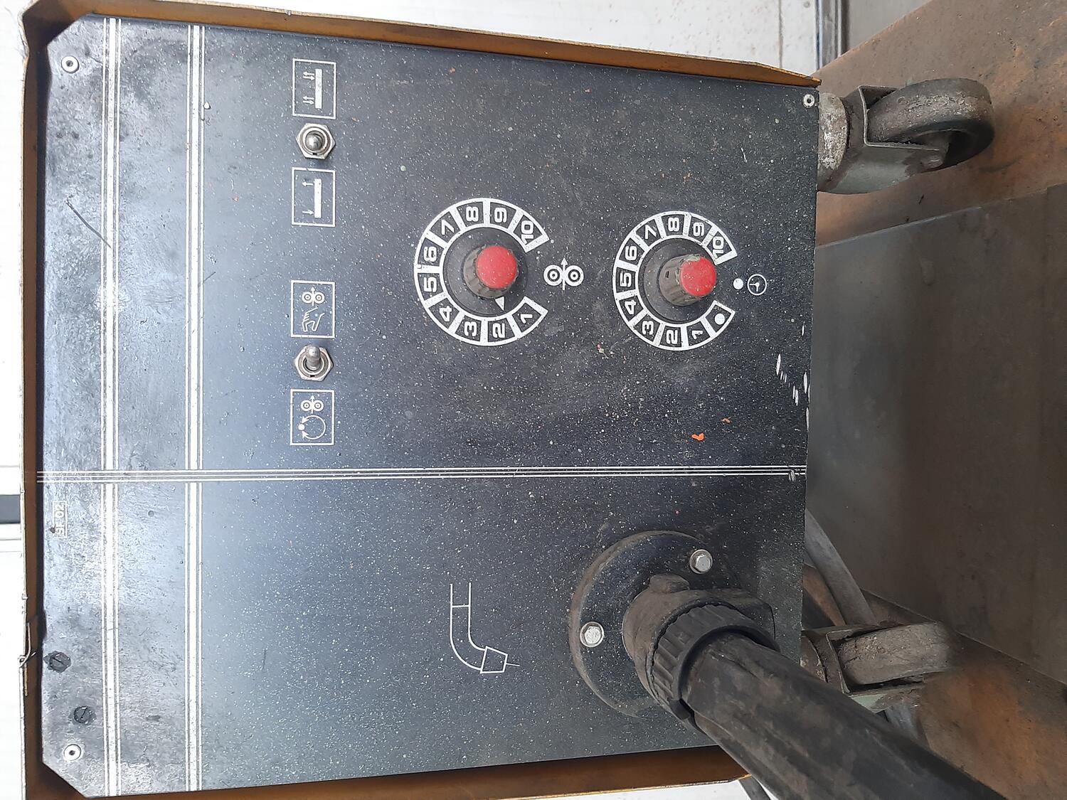 Lot Fdb welding machine