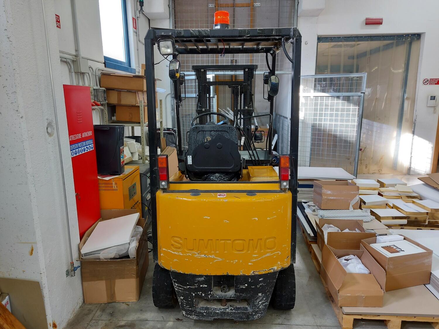 Lotto Carrello elevatore elettrico Sumitomo Yale FB15P