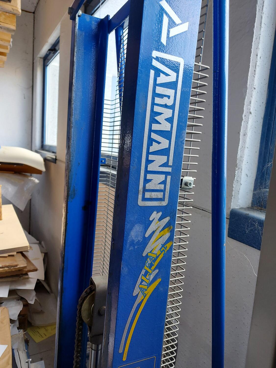 Lotto Transpallet manuale Armanni Alfa SL M 105/16