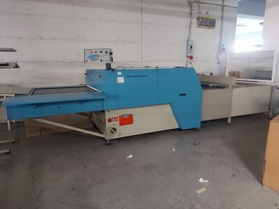 Lot Adhesive machine