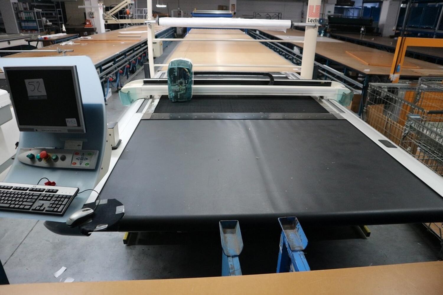 Lot Lectra automatic cutting machine