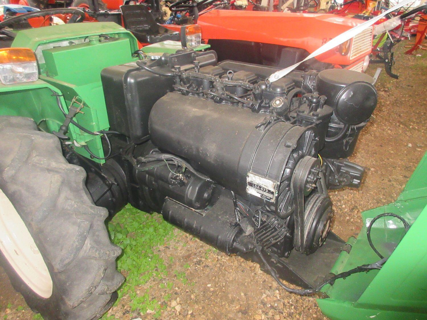 Lotto Trattore agricolo snodato Ferrari con arco di protezione