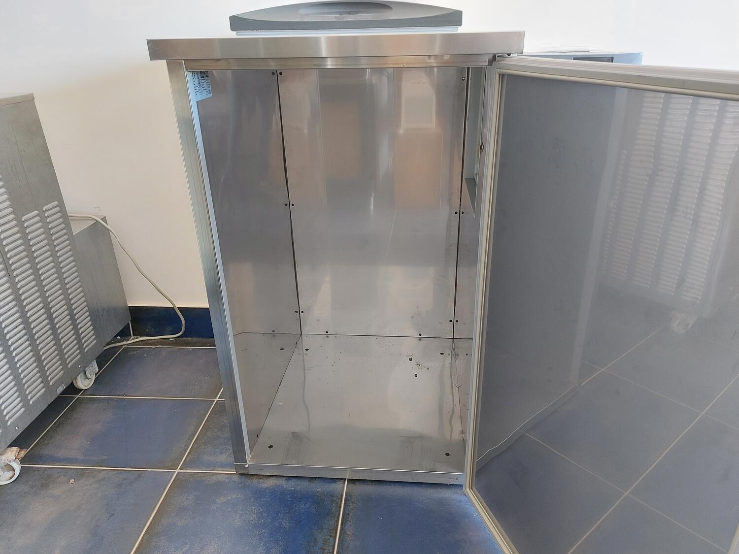 Lotto Cella per rifiuti Ambactus