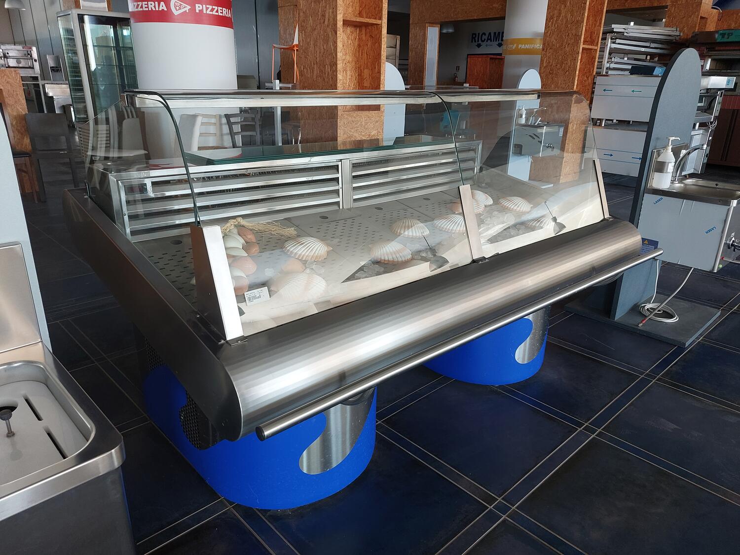 Lot Inox Pack fish display counter