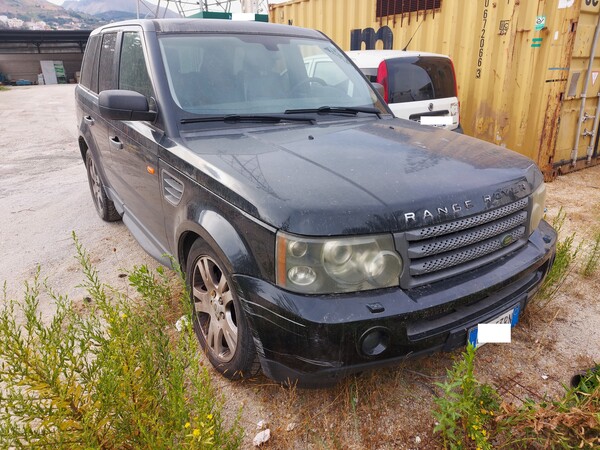 Lot Land Rover LS Truck