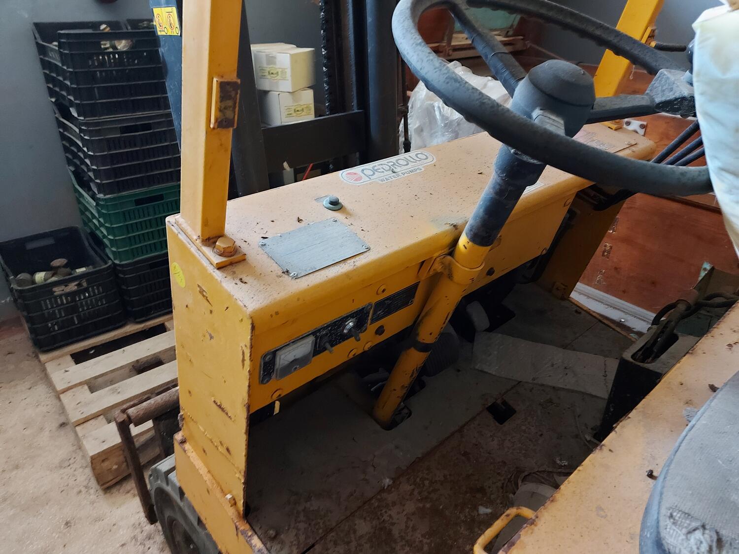 Lotto Carrello elevatore elettrico Yale