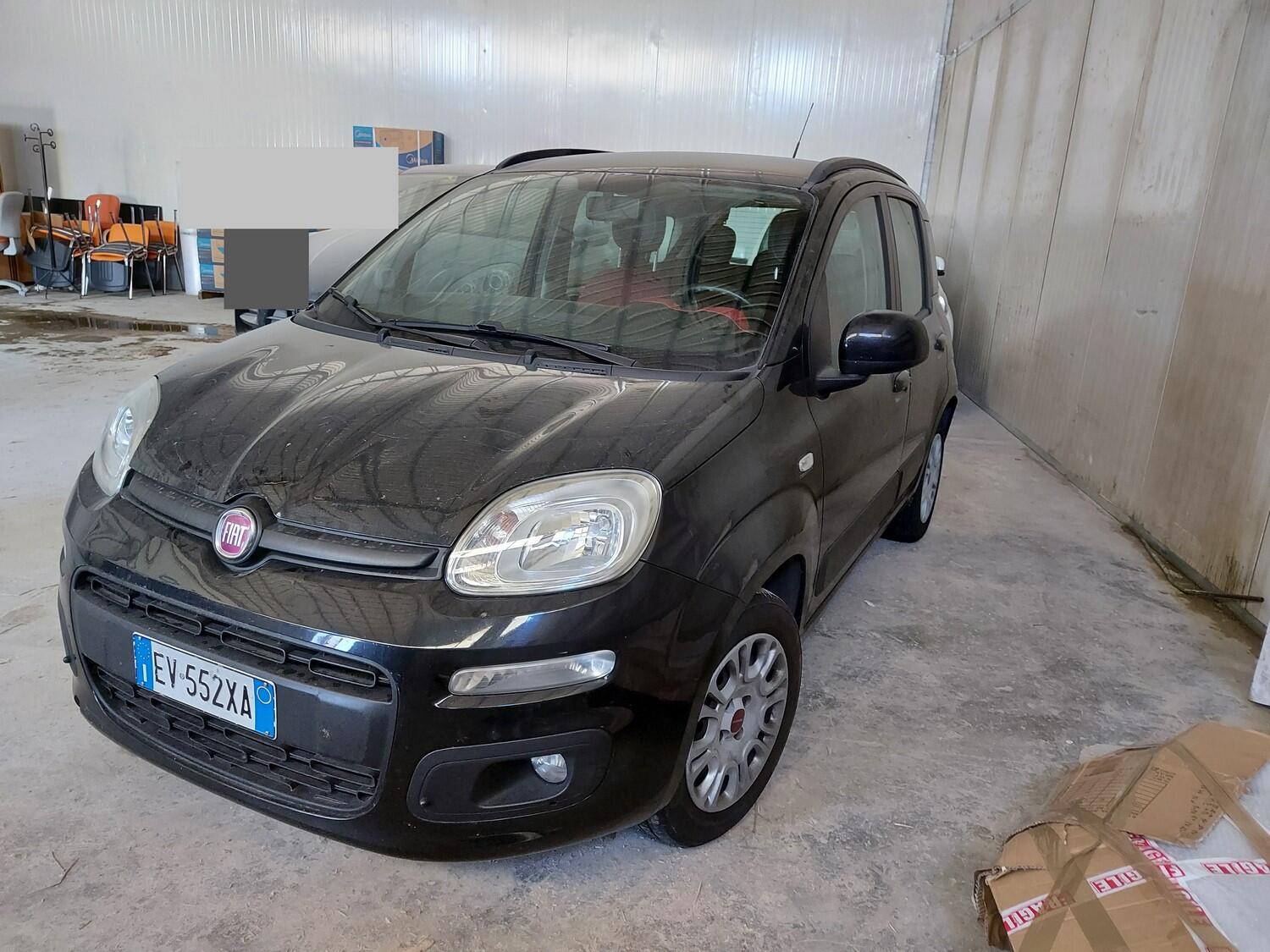 Lot Fiat Panda car