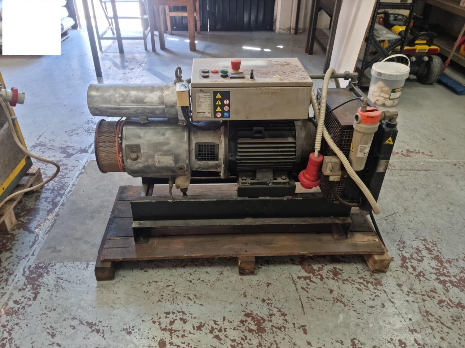 Lot Mattei compressor