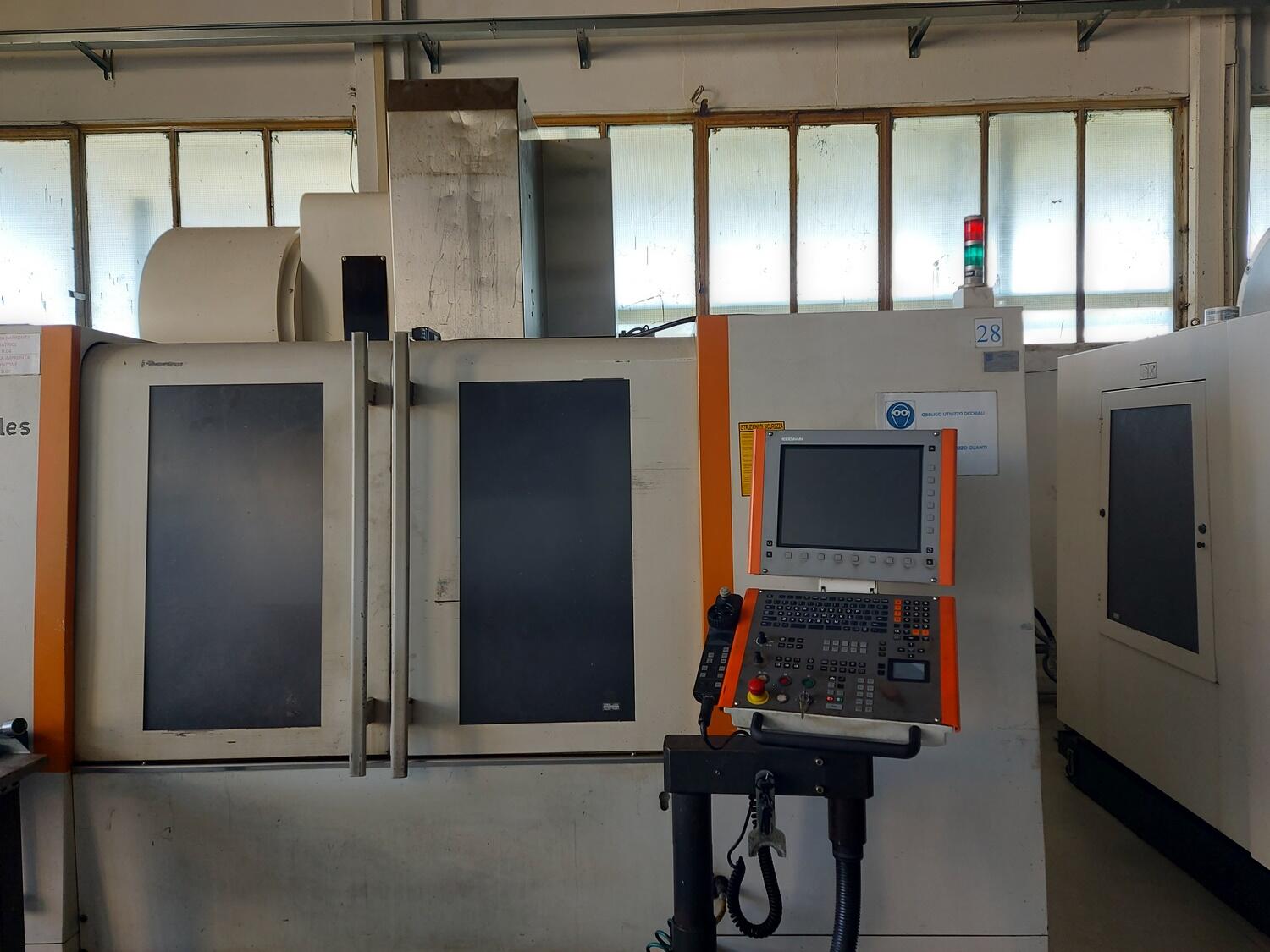 Lot Machining center Mikron VCE 1400 pro