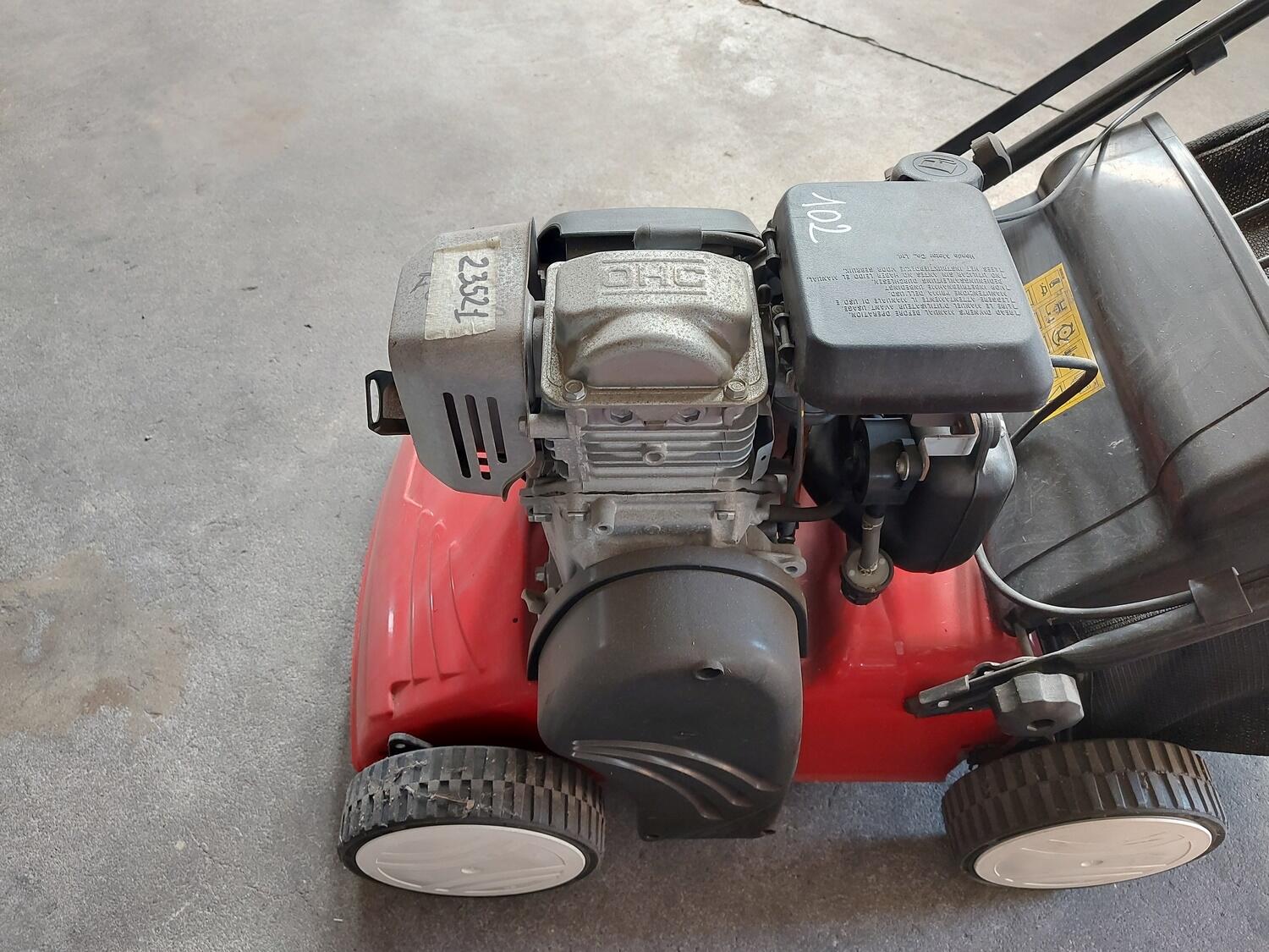 Lot Gardenitalia scarifier and Flymo shaver