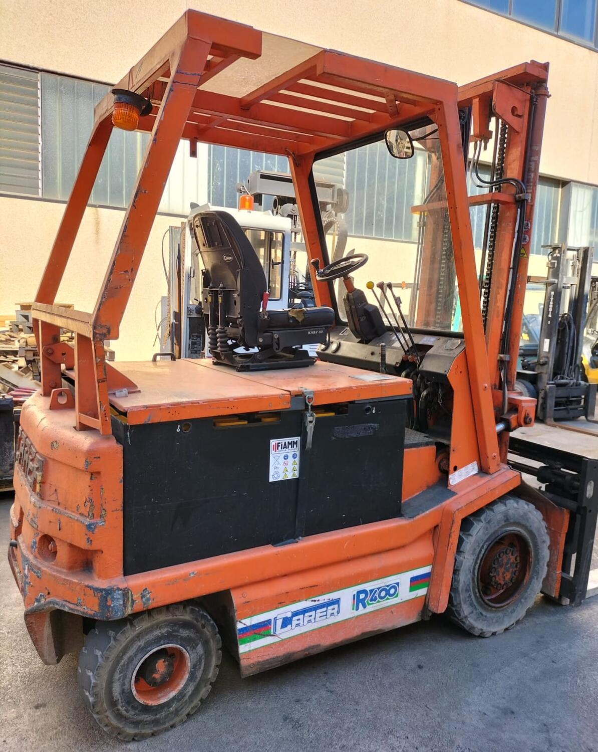 Lotto Carrello elevatore Carer