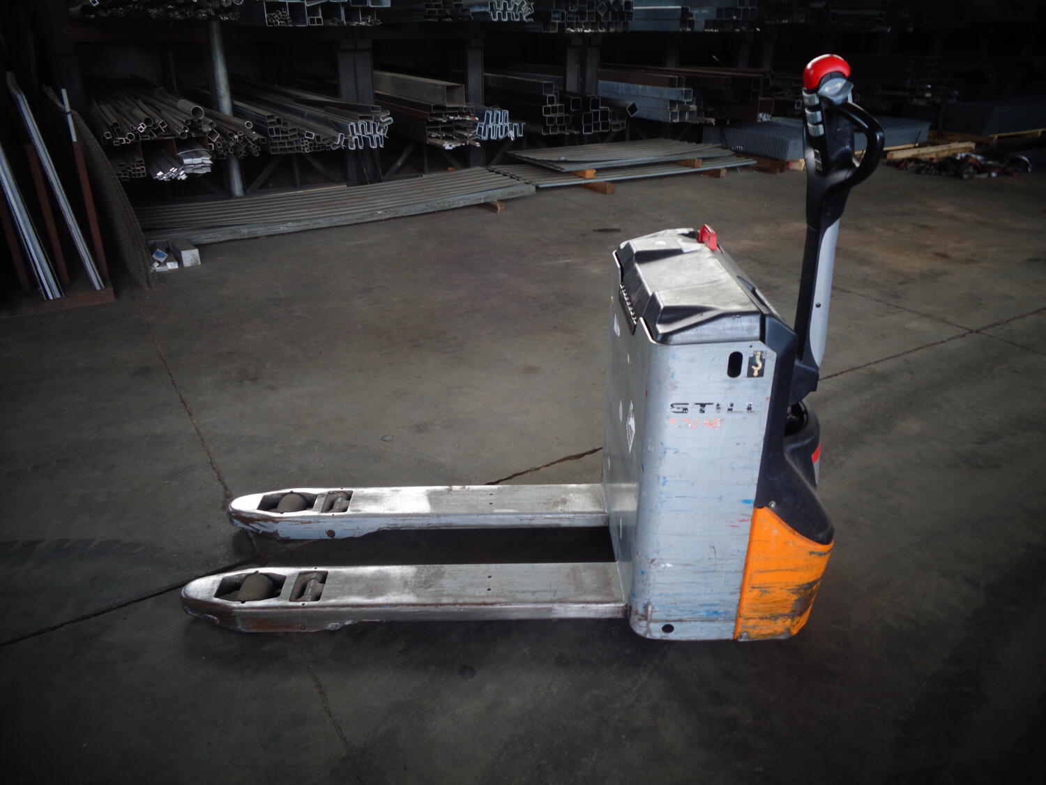 Lotto Transpallet elettrico Still Ecu 16