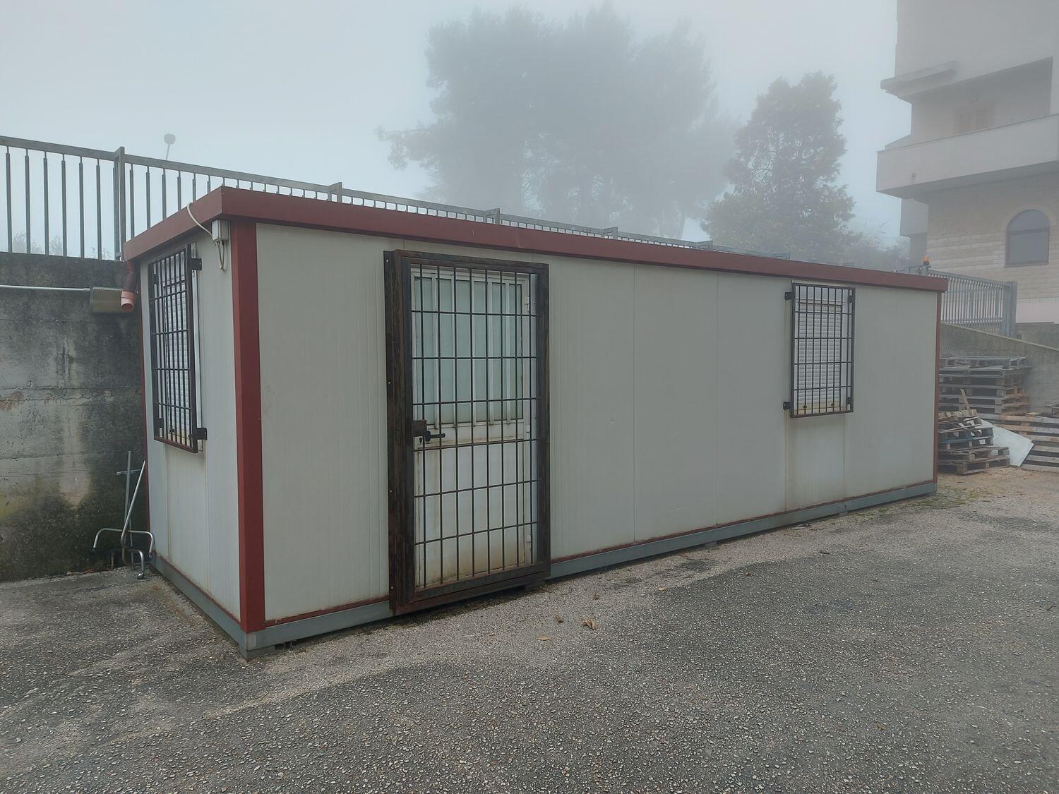 Lot Prefabricated box