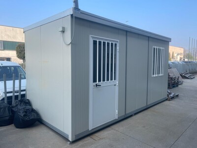 Lot Prefabricated boxes