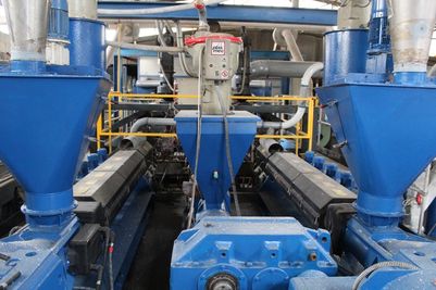 Lot Co-extrusion line for cast Colinex