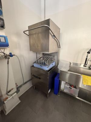 Lot Dihr dishwasher and detergent dispenser