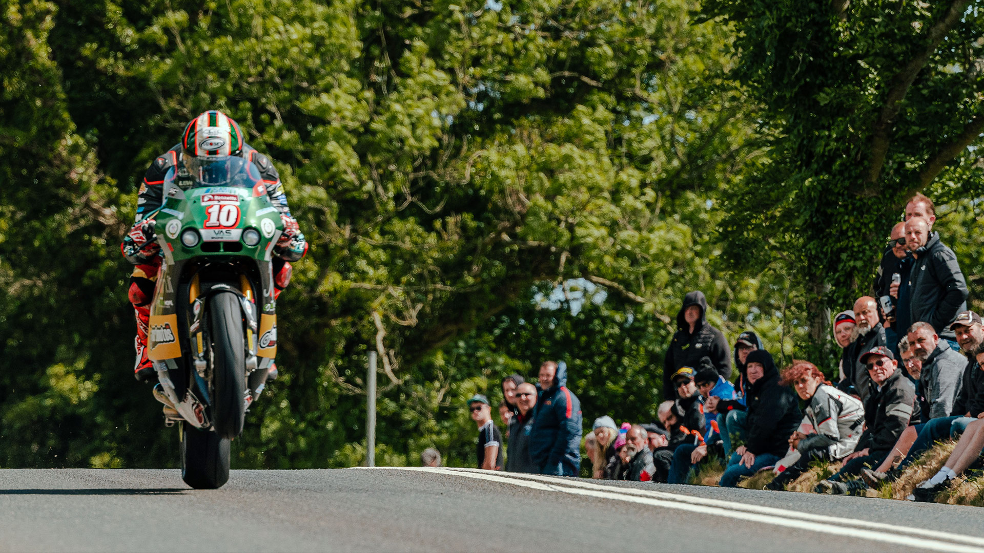 Isle of Man TT Races© - Isle of Man TT Races | Supertwin Preview: All ...