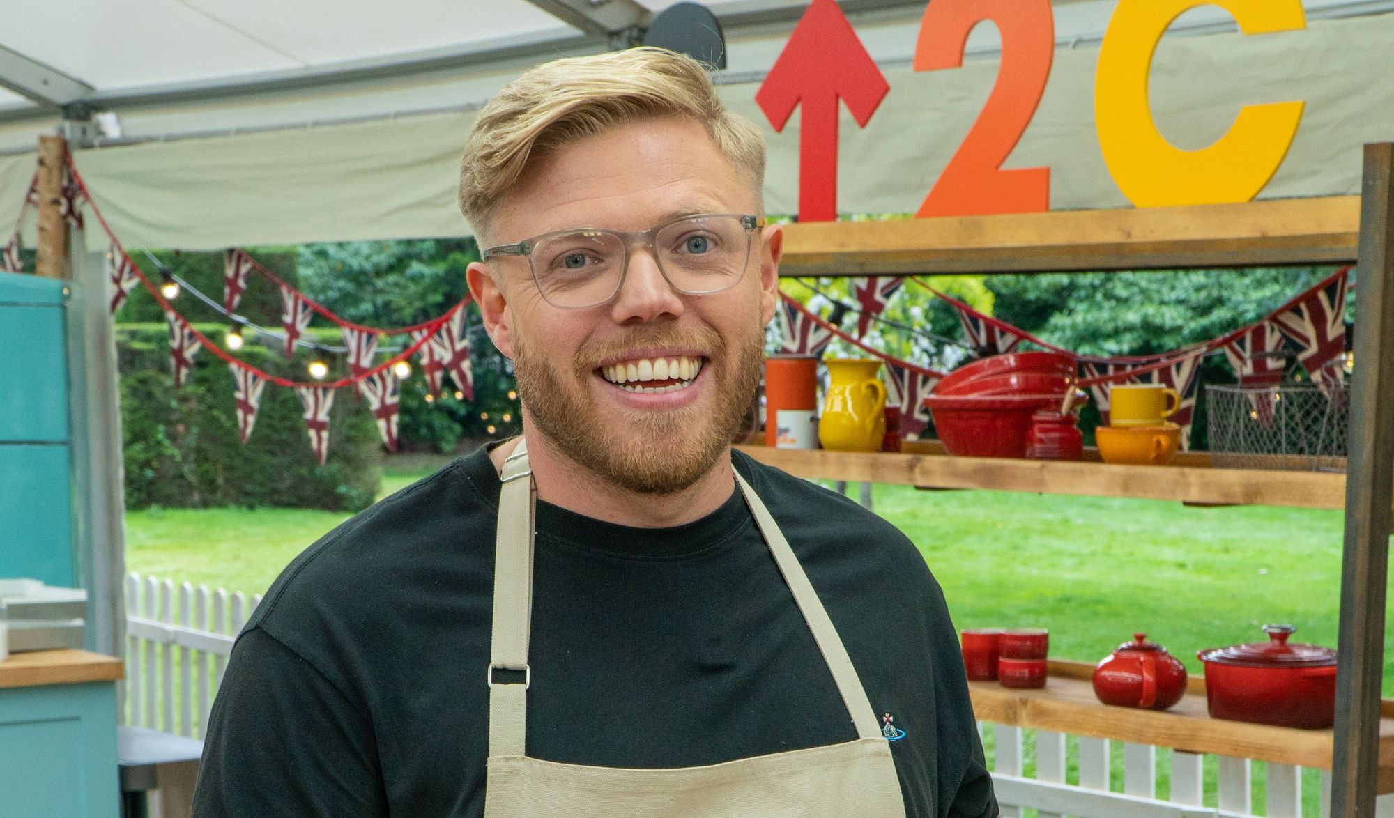 Bakers In Coventry And Warwickshire Urged To Don Their Aprons For Stand bakers-in-coventry-and-warwickshire-urged-to-don-their-aprons-for-stand