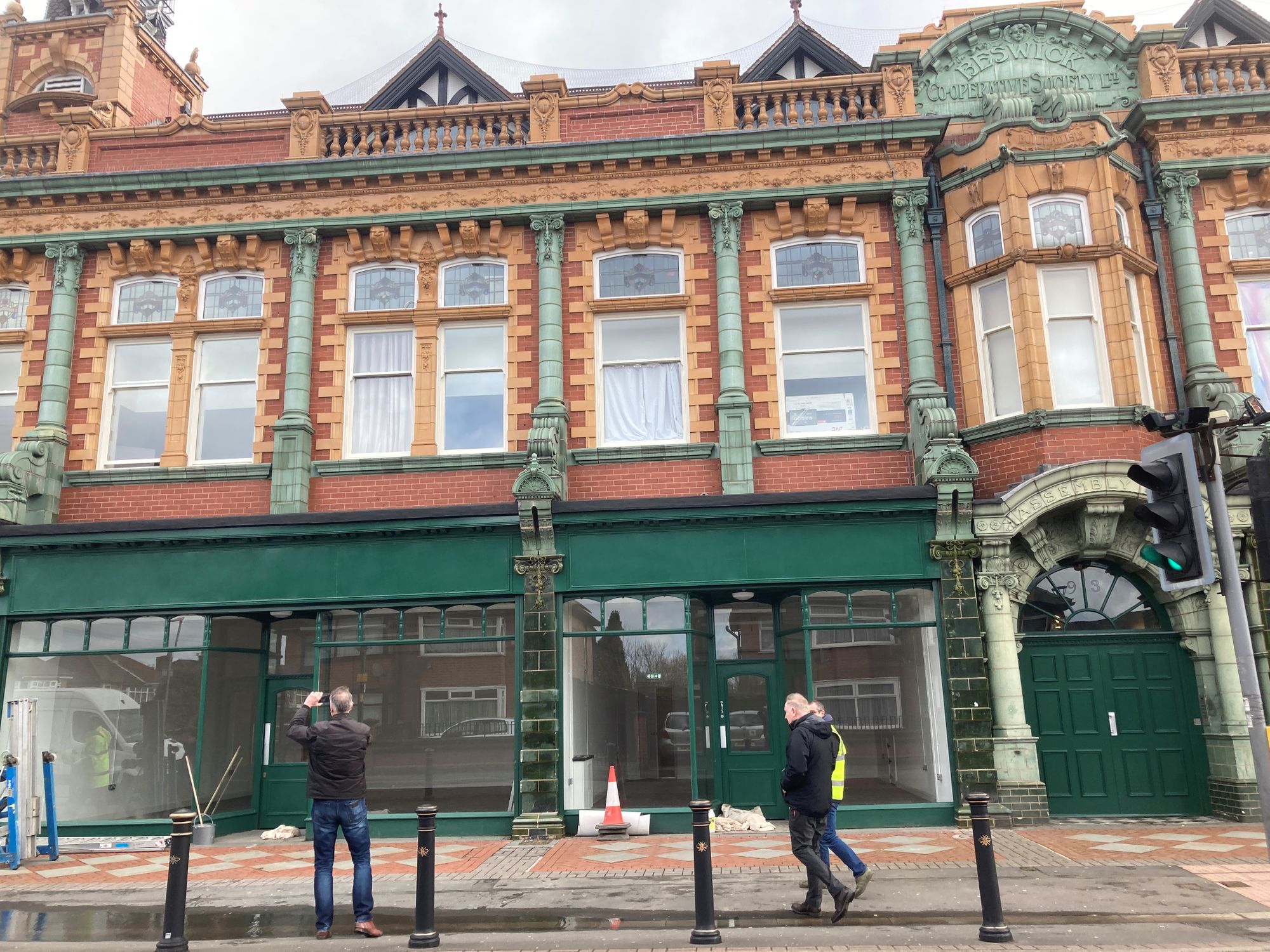 Iconic Longsight building gets a £300k facelift | InYourArea Community