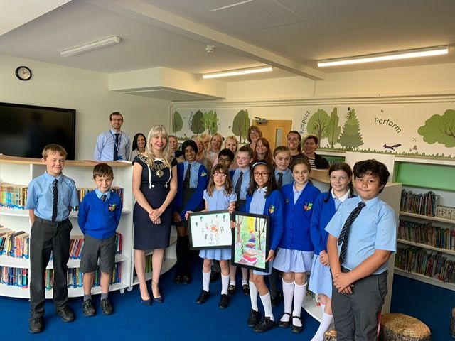 Hutton school welcomes Mayor to official opening of new school library ...