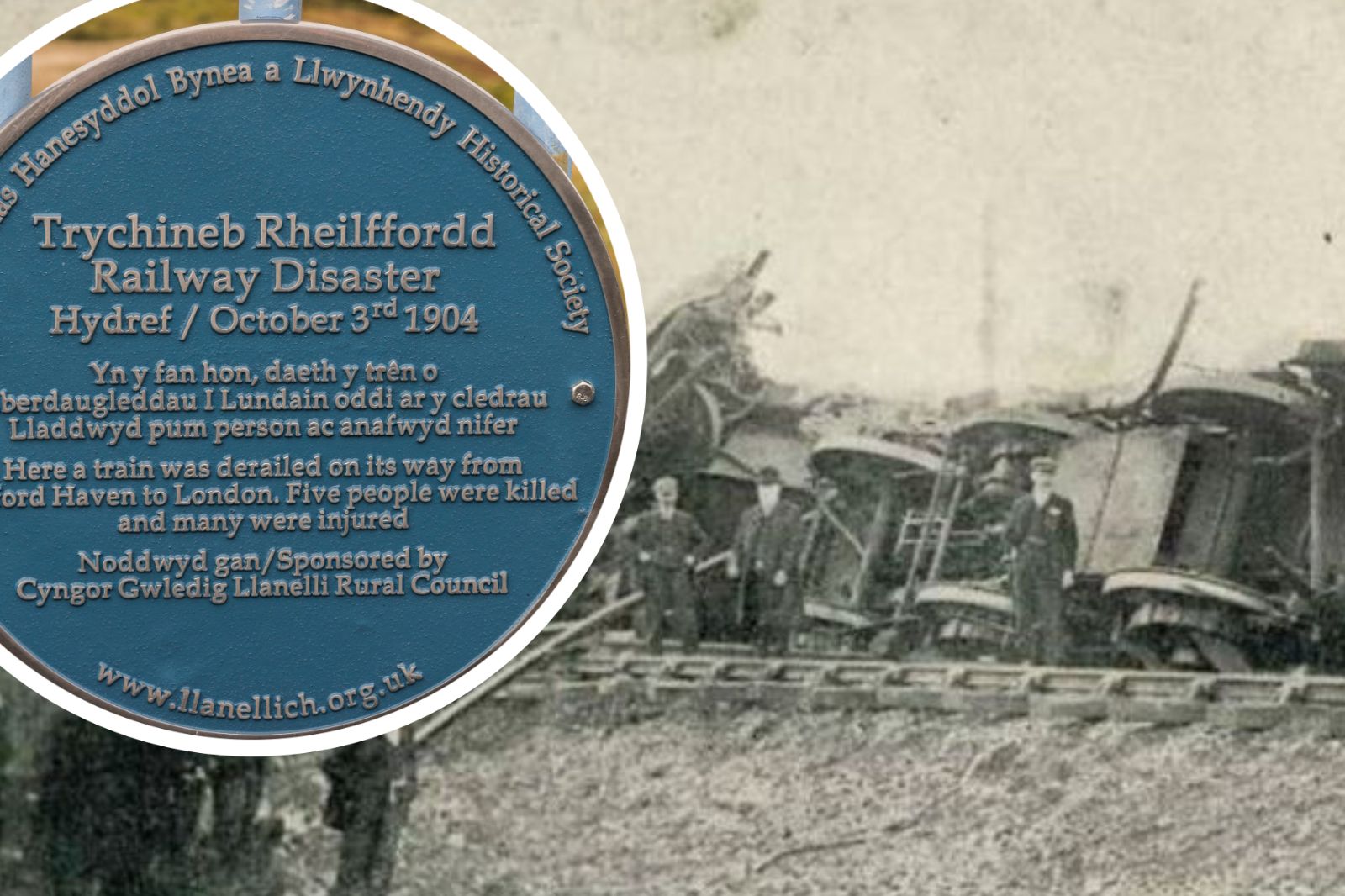 Blue plaque unveiled for Llanelli's 'forgotten' rail disaster ...