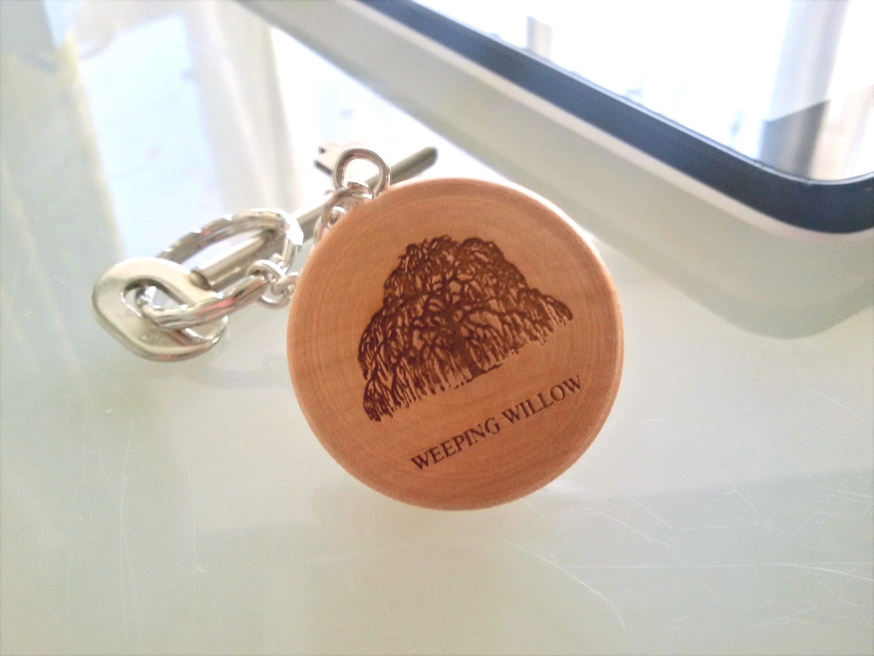 Round wooden keyring engraved with your favourite tree