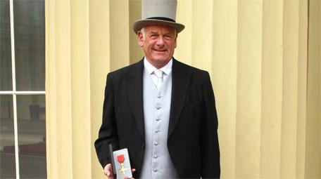 Andy Boyle collects OBE for services to roadtransport industry - News ...