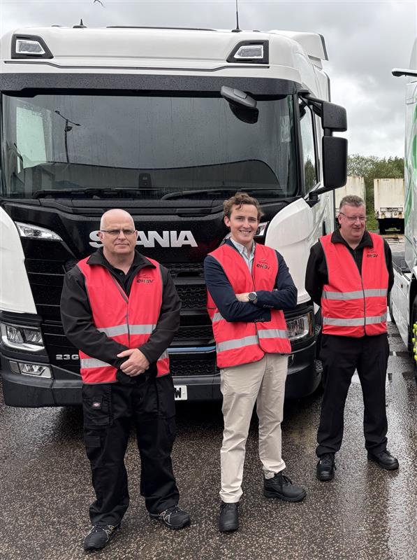 DP World completes 12 week eHGV trial with Mercedes-Benz and Scania ...