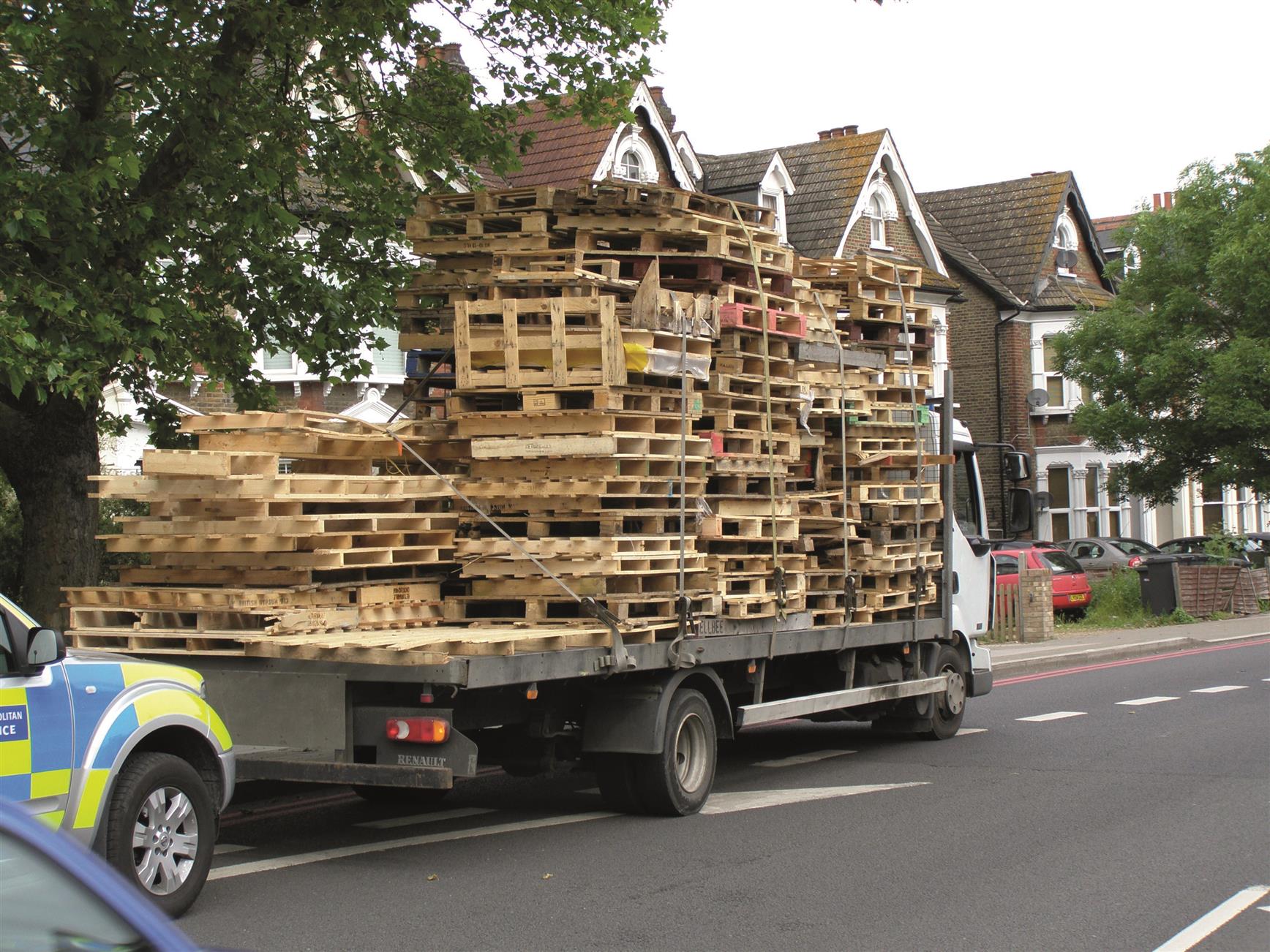 Load security accident prevention and what to do after a rollover ...