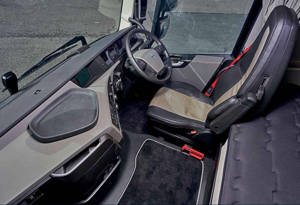 Volvo FH 460 I-Save 6x2 truck review - Knowledge Hub - Commercial Motor