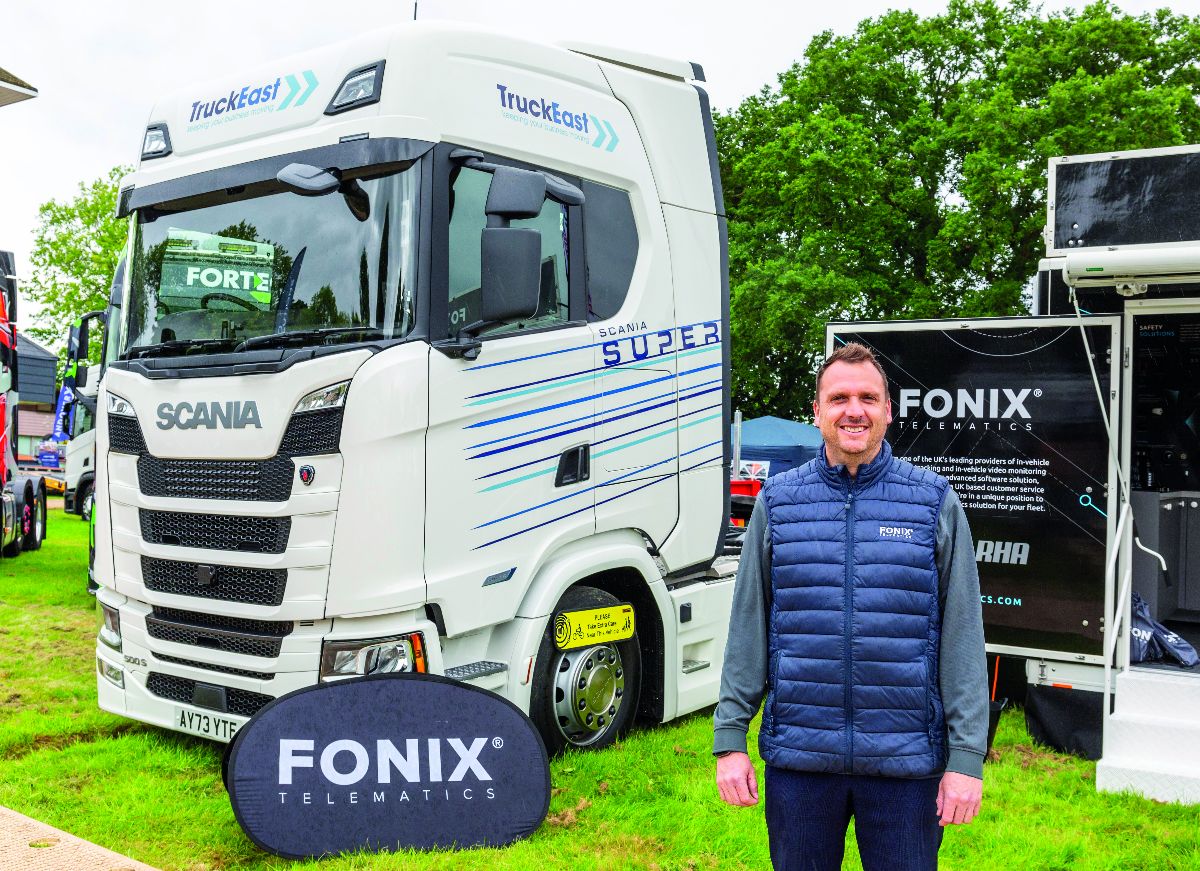 Fast DVS kit fitting from Fonix Telematics - News - Commercial Motor
