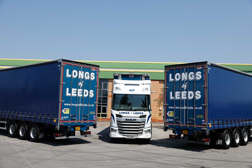 TIP supplies Longs of Leeds with 50 new DAF XFs and 17 SDC trailers - News - Commercial Motor