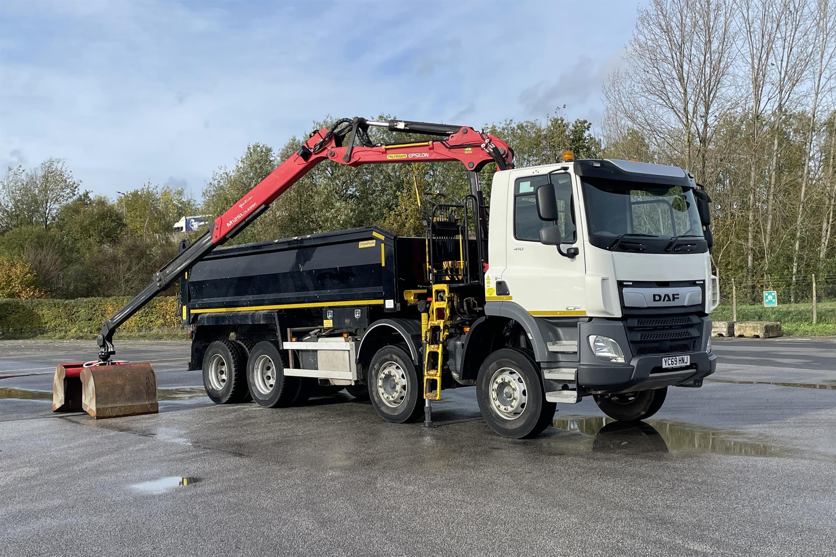 LC Vehicle Hire and Sales - Commercial Motor