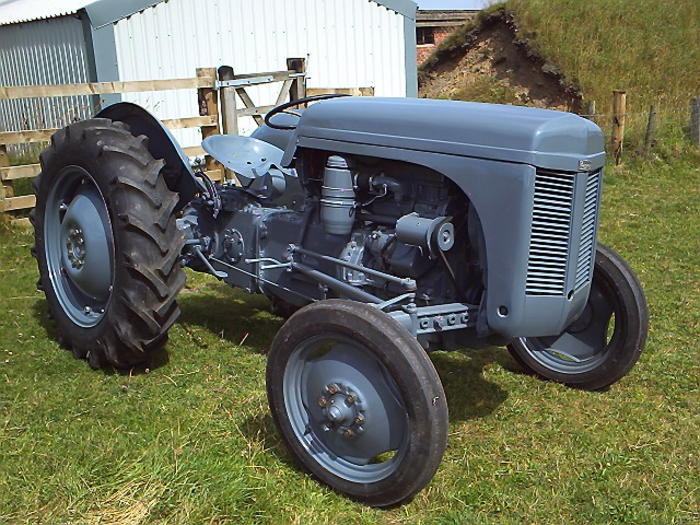 1949 FERGUSON TE-20 P3 3cylinder diesel TRACTOR Serial No. TEA 107247 ...