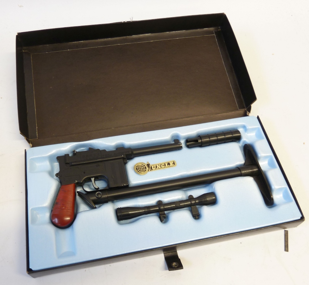 LONE STAR DIE CAST METAL `MAN FROM UNCLE` GUN SET IN CASE/BOX modelled ...