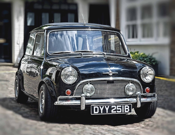 A VERY RARE RADFORD MINI DE VILLE BY HAROLD RADFORD COACHBUILDERS LTD ...