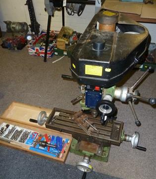 Warco Minor mill/drill 11 speed with bits in one case