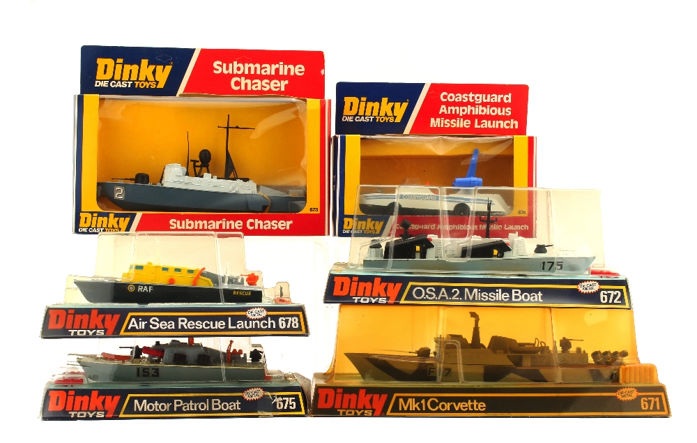 Dinky Toys Boats, 673 Sub­marine Chaser, 675 Motor Patrol Boat, 678 Air ...