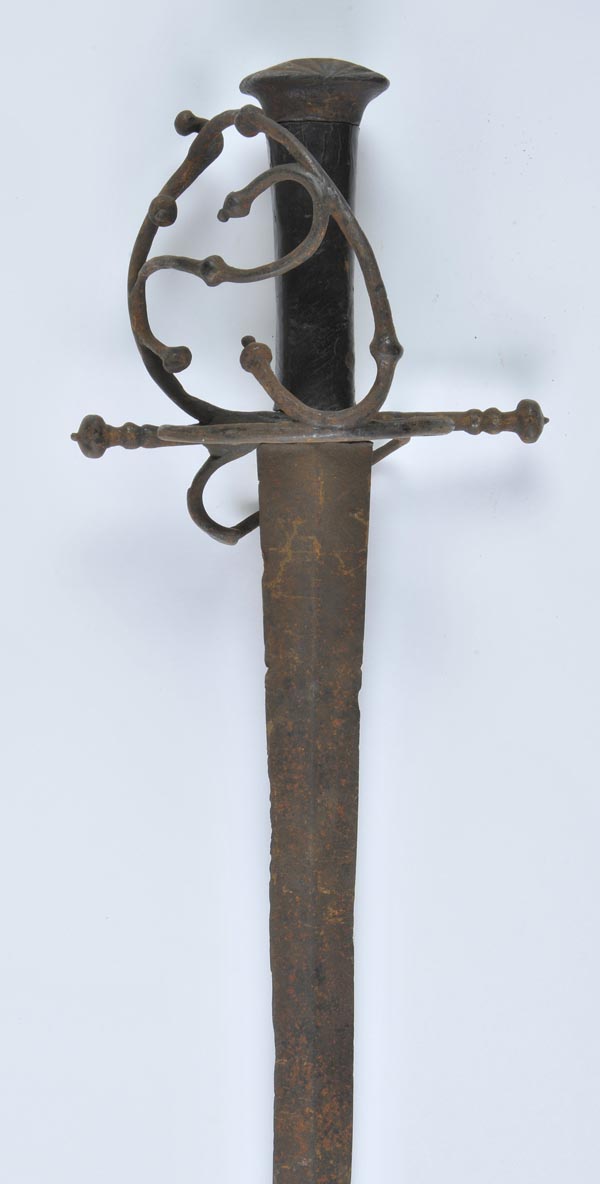 * Backsword. An English backsword, 17th century, the tapering double ...