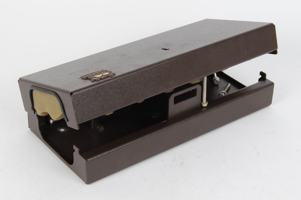 Shotgun wall mount security clamp with two keys