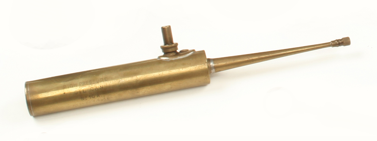 An ENOTS No 10A High Pressure brass Oil Can Reg. No 715493 11" o/a G+