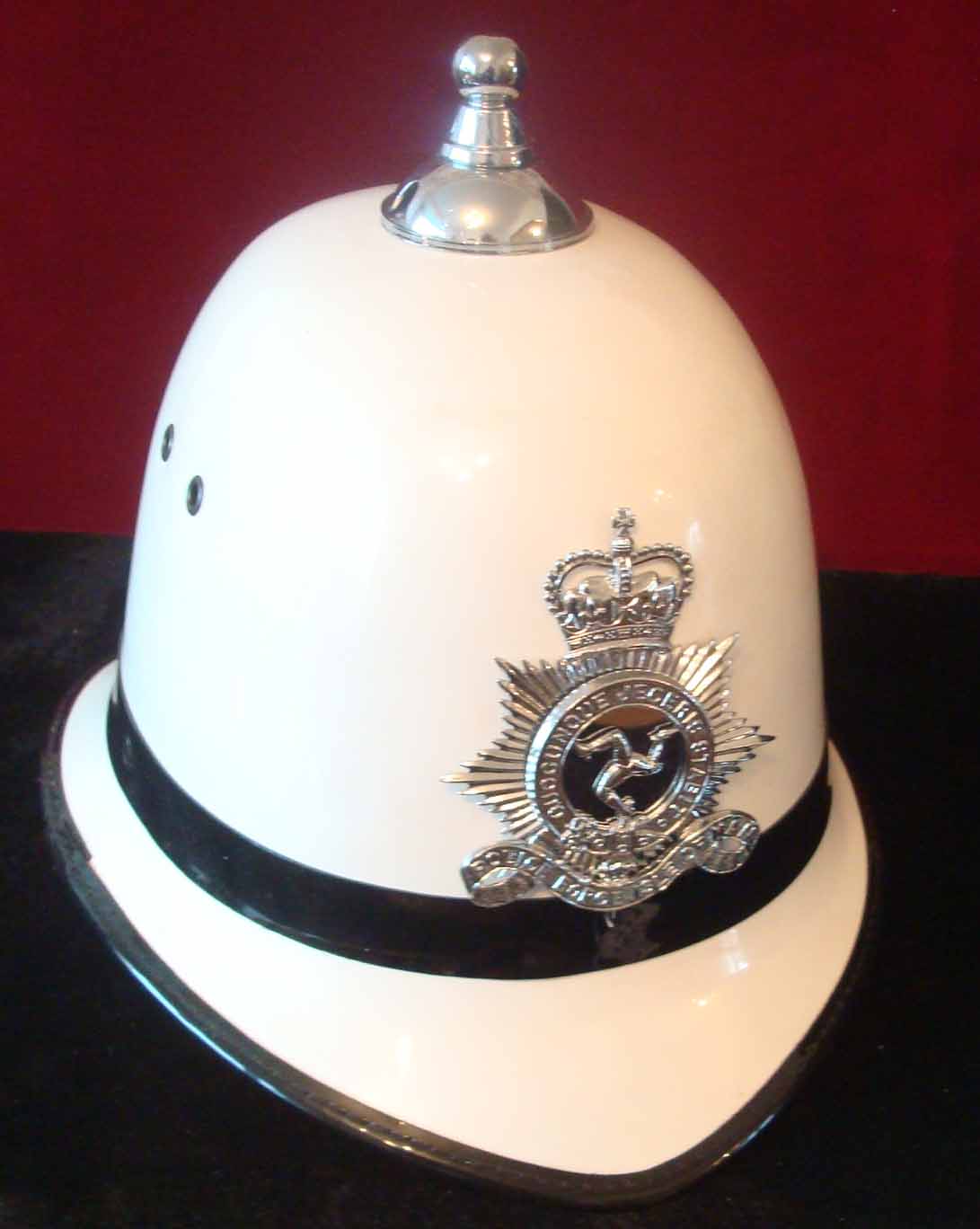 isle-of-man-white-police-helmet-hard-plastic-helmet-having-chrome