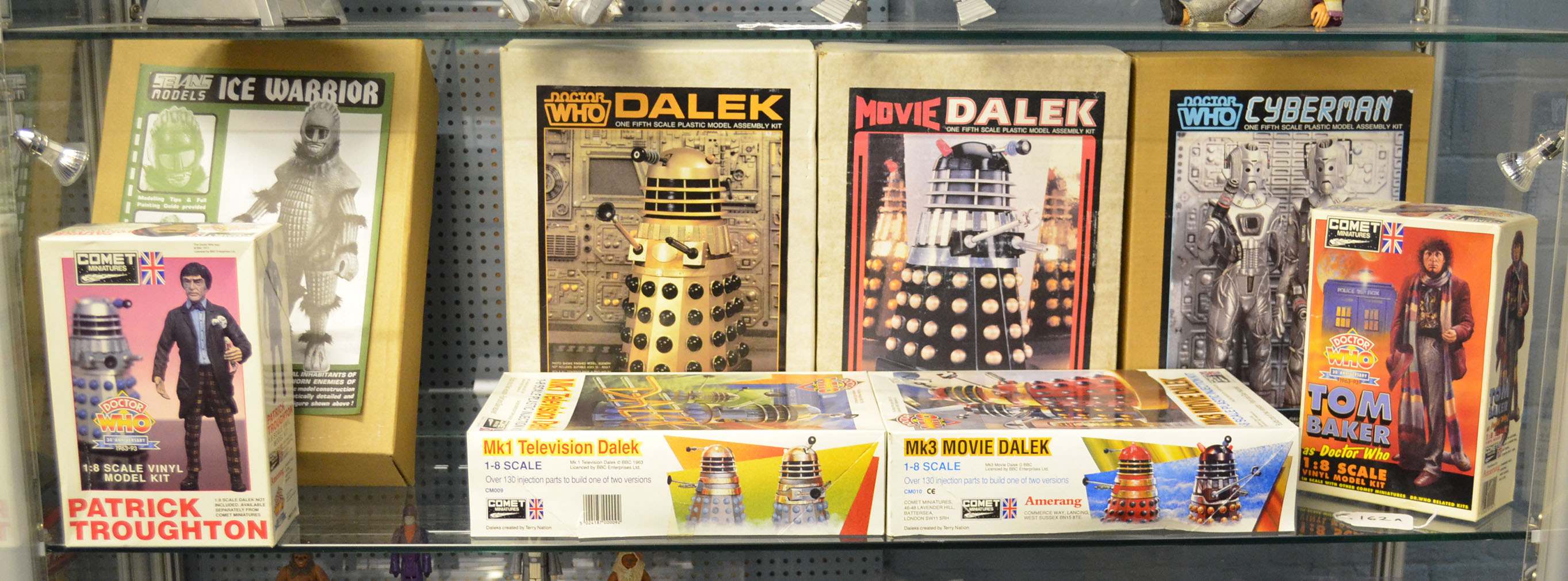 Quantity of Doctor Who model kits: four Comet Miniatures 1:8 scale ...