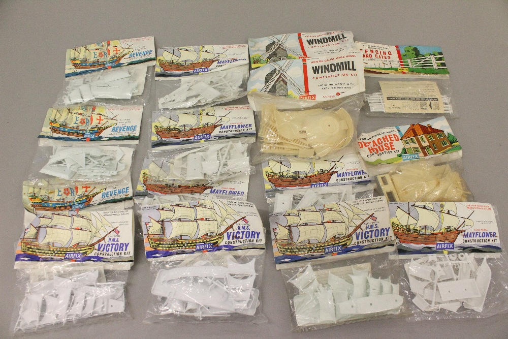 11x Airfix plastic model kits including: 3x No.1411 1577-1591 scale ...