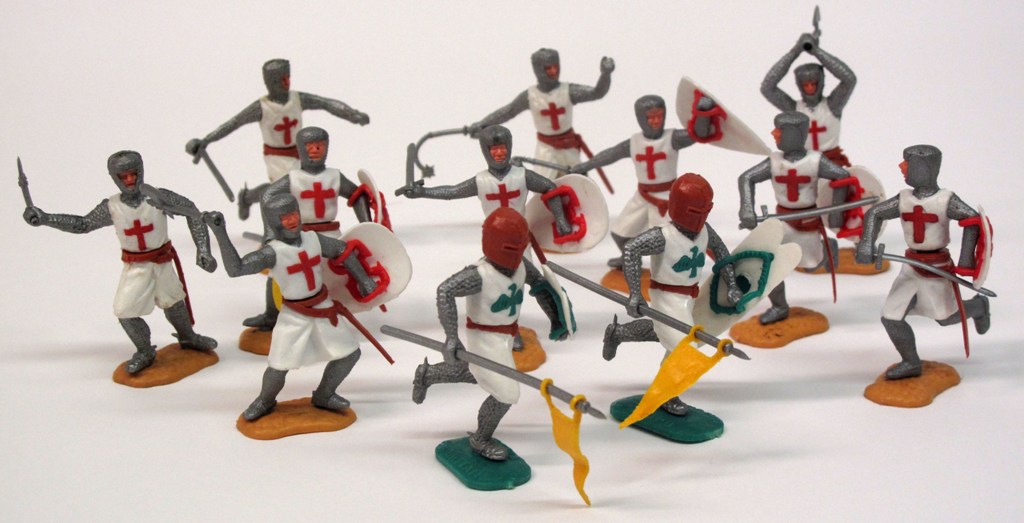Timpo Plastic Crusaders 2nd issue foot soldiers, all complete (except ...